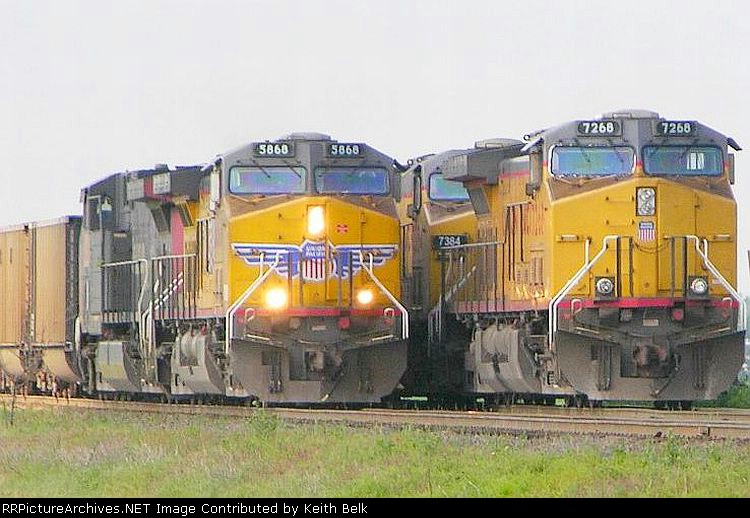 UP 5868 and 7268
